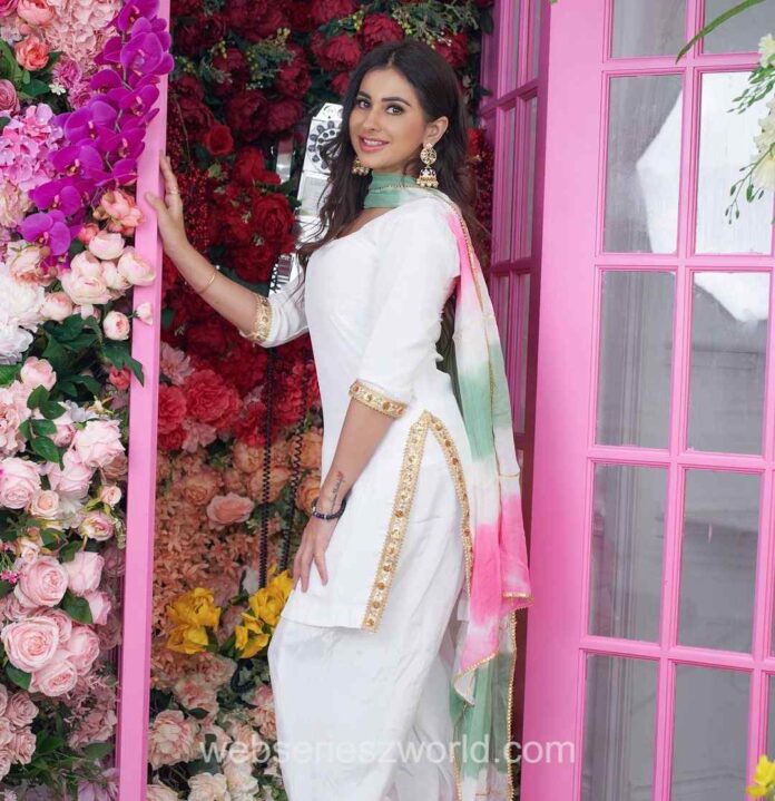 Meetii Kalher Wiki, Age, Bio, Boyfriend, Height, Biography, Instagram ...